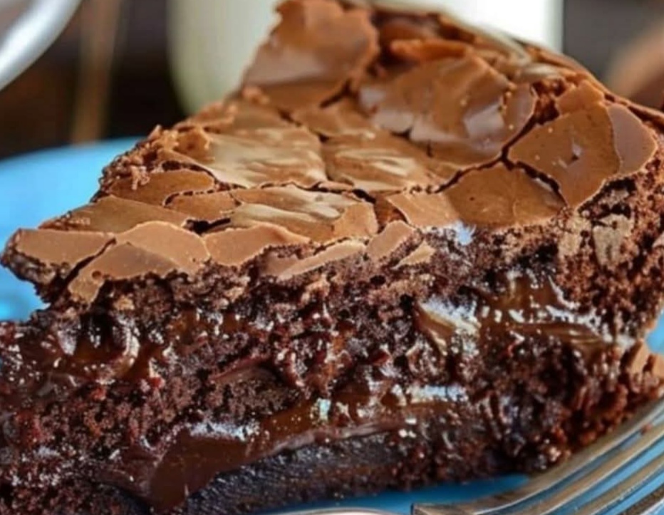 Chocolate Ooey Gooey Cake Recipe - Recipes & Tips