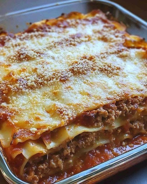 Classic Baked Meat Lasagna - Recipes & Tips