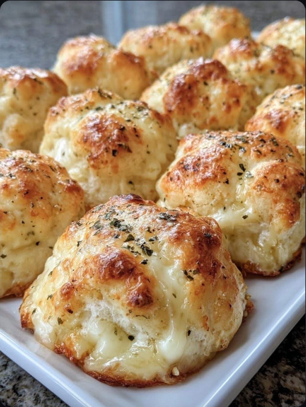 Cheese-Stuffed Garlic Rolls - Recipes & Tips